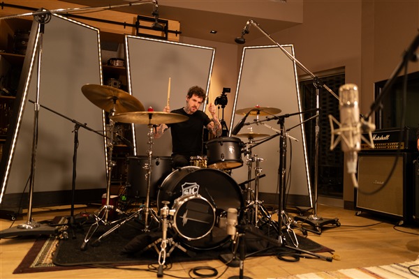 Sage Weeber Noise Nest